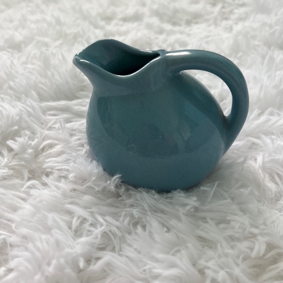 USA Pottery | Kitchen | Vintage Usa Pottery Blue Creamermini Pitcher 32 ...